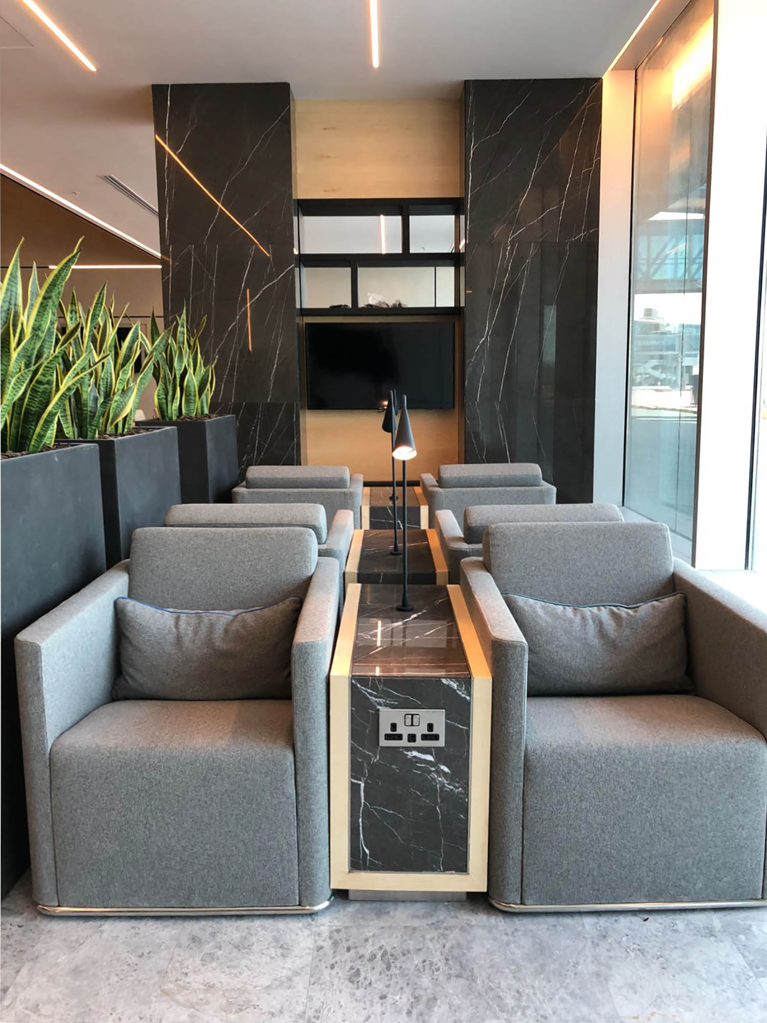 Al-Mubarakiya Lounge KW Airlines - Grassoler